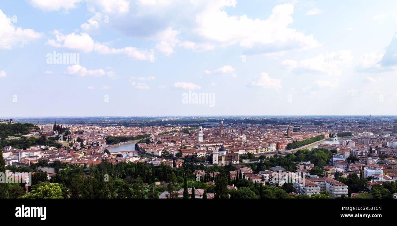 Cityscape verona hi-res stock photography and images - Alamy
