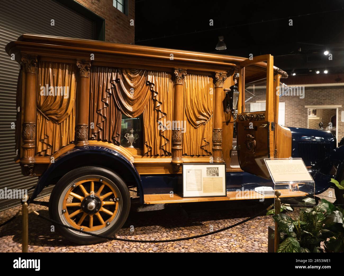 National museum of funeral history hi-res stock photography and images ...