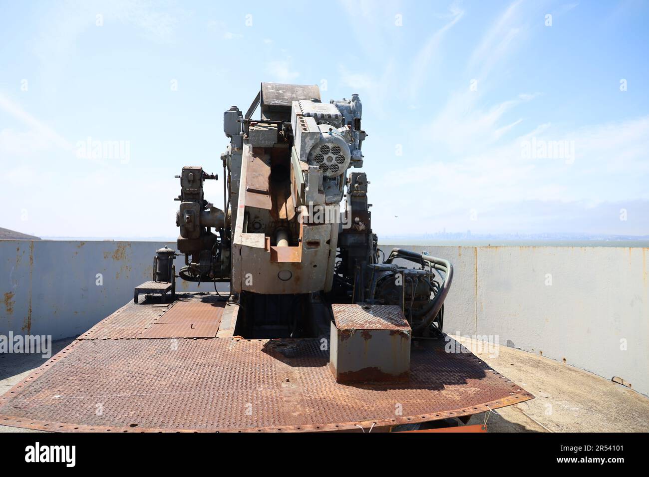 Uss red oak victory hi-res stock photography and images - Alamy