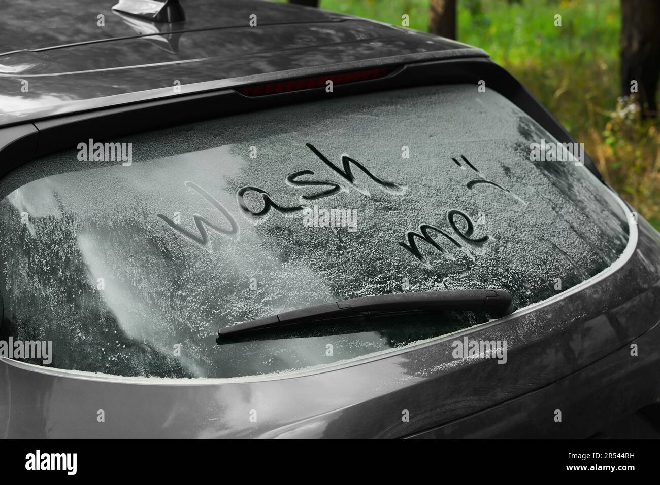 Dirty car window hi-res stock photography and images - Alamy