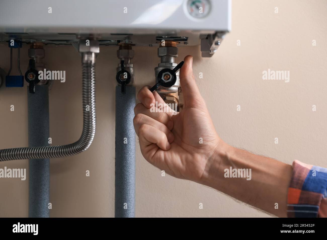 Turning and burning hi-res stock photography and images - Alamy