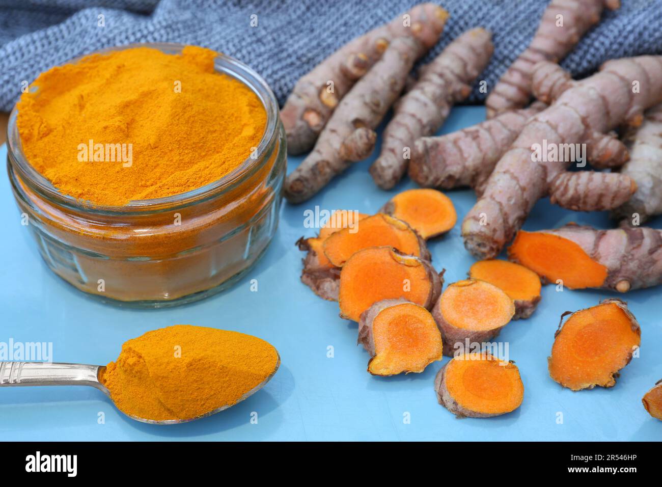 Jar of turmeric powder hi-res stock photography and images - Alamy