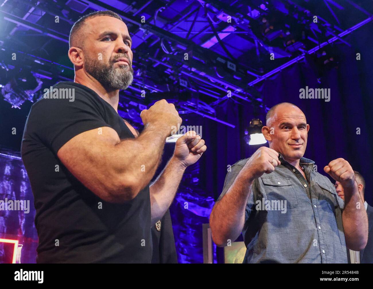 Russian mixed martial arts fighter hi-res stock photography and images ...