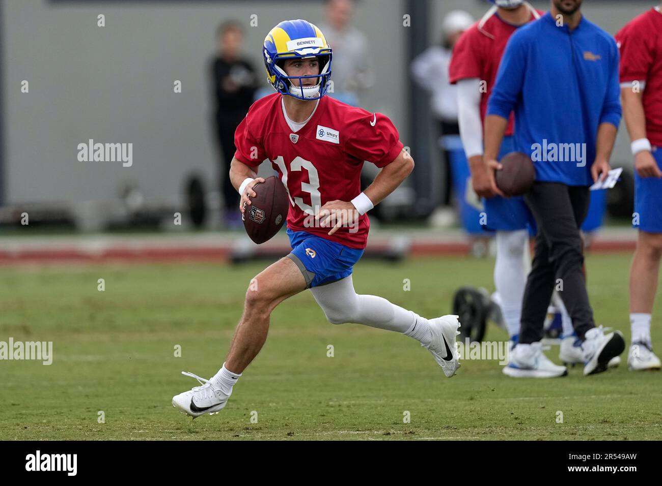 Los Angeles Rams backup quarterback Stetson Bennett gets set to pass ...