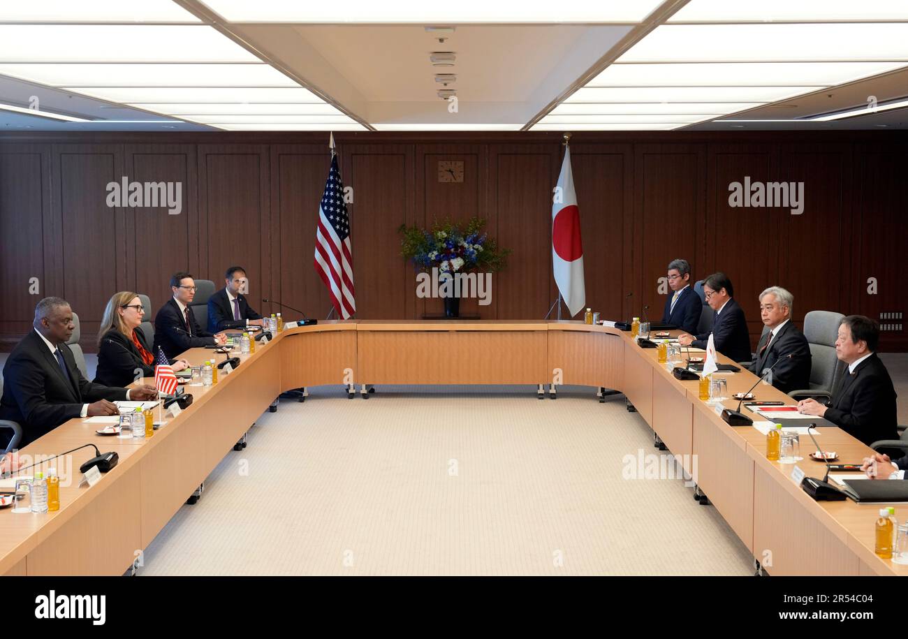 U.S. Defense Secretary Lloyd Austin, left, and Japanese Defense ...