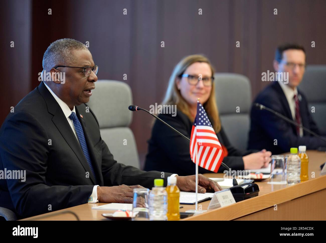 Tokyo, Japan. 1st June, 2023. US Secretary of Defense Lloyd Austin (L ...