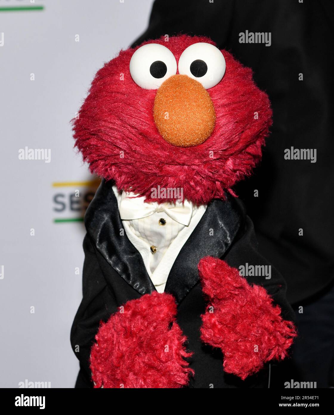 Sesame Street muppet Elmo attends Sesame Workshop's annual benefit gala ...
