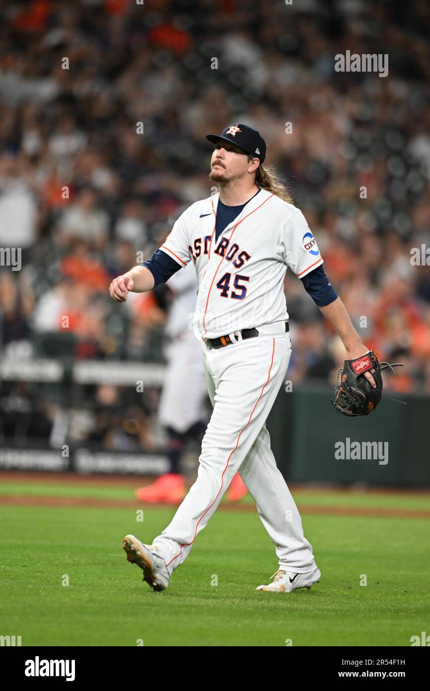 Houston Astros relief pitcher Ryne Stanek (45) reacts after getting the ...