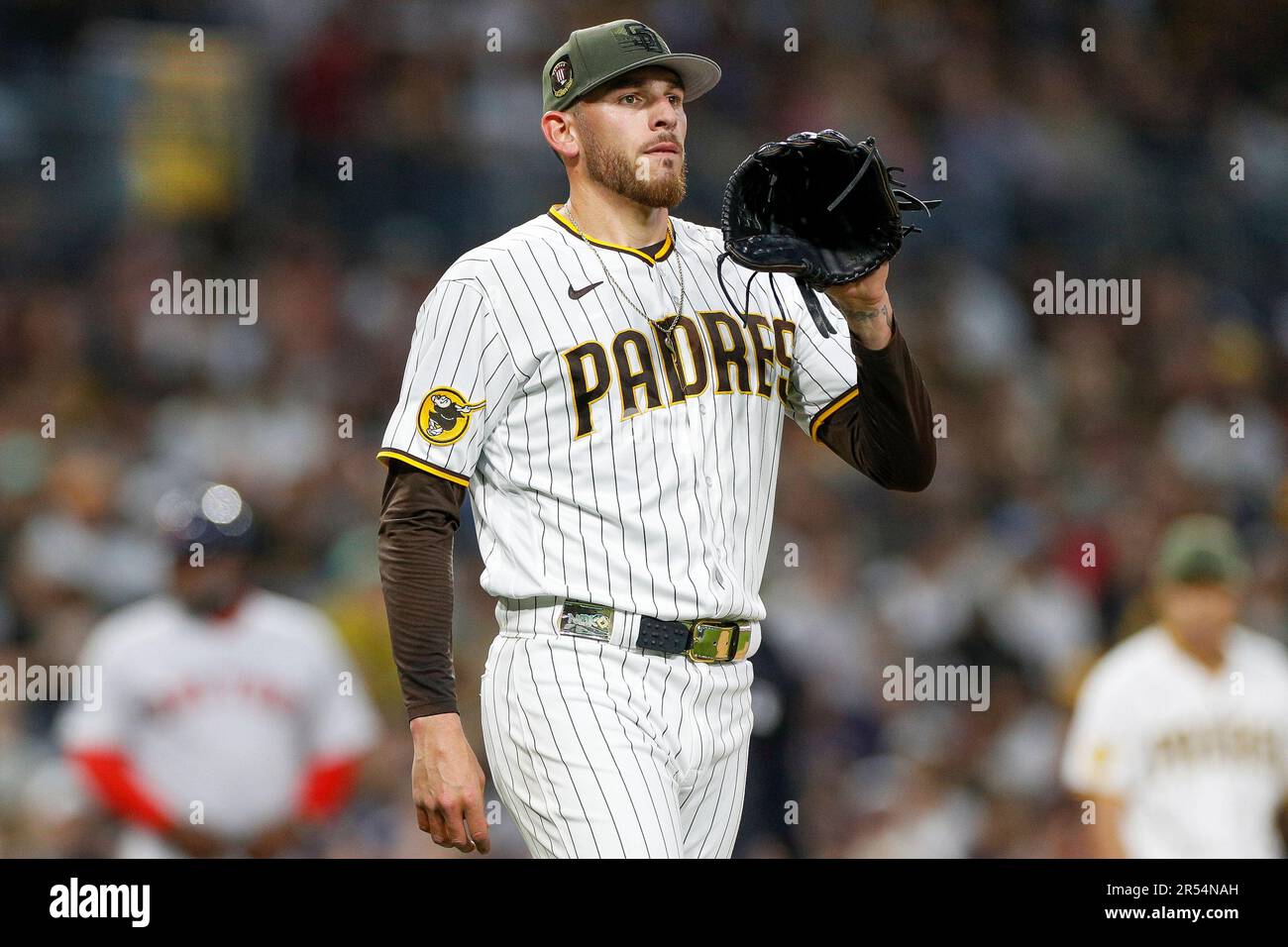 San Diego Padres starting pitcher Joe Musgrove calls for the ball ...
