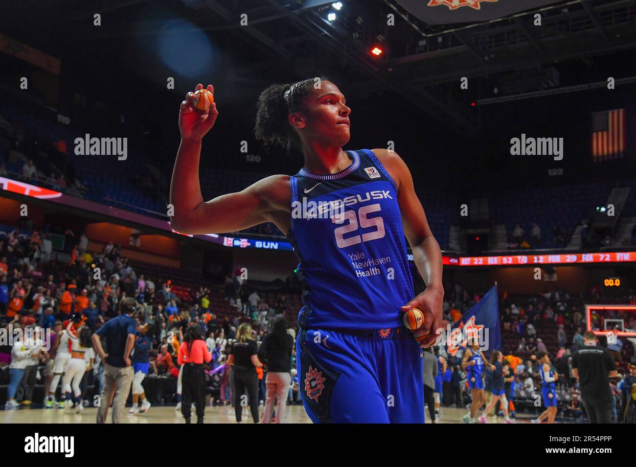 UNCASVILLE, CT - MAY 30: Connecticut Sun forward Alyssa Thomas (25 ...