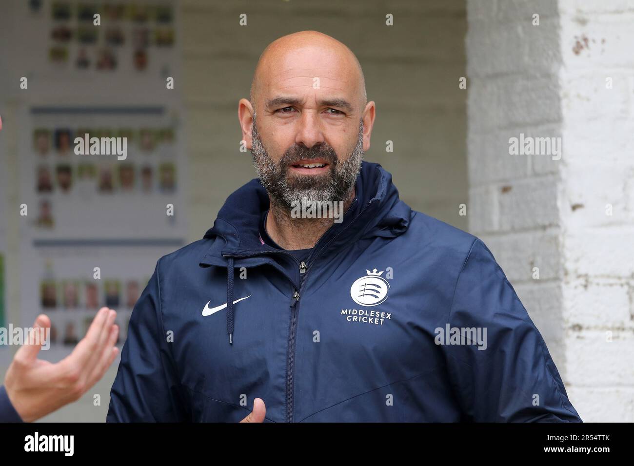 Cricket coach school hi-res stock photography and images - Alamy