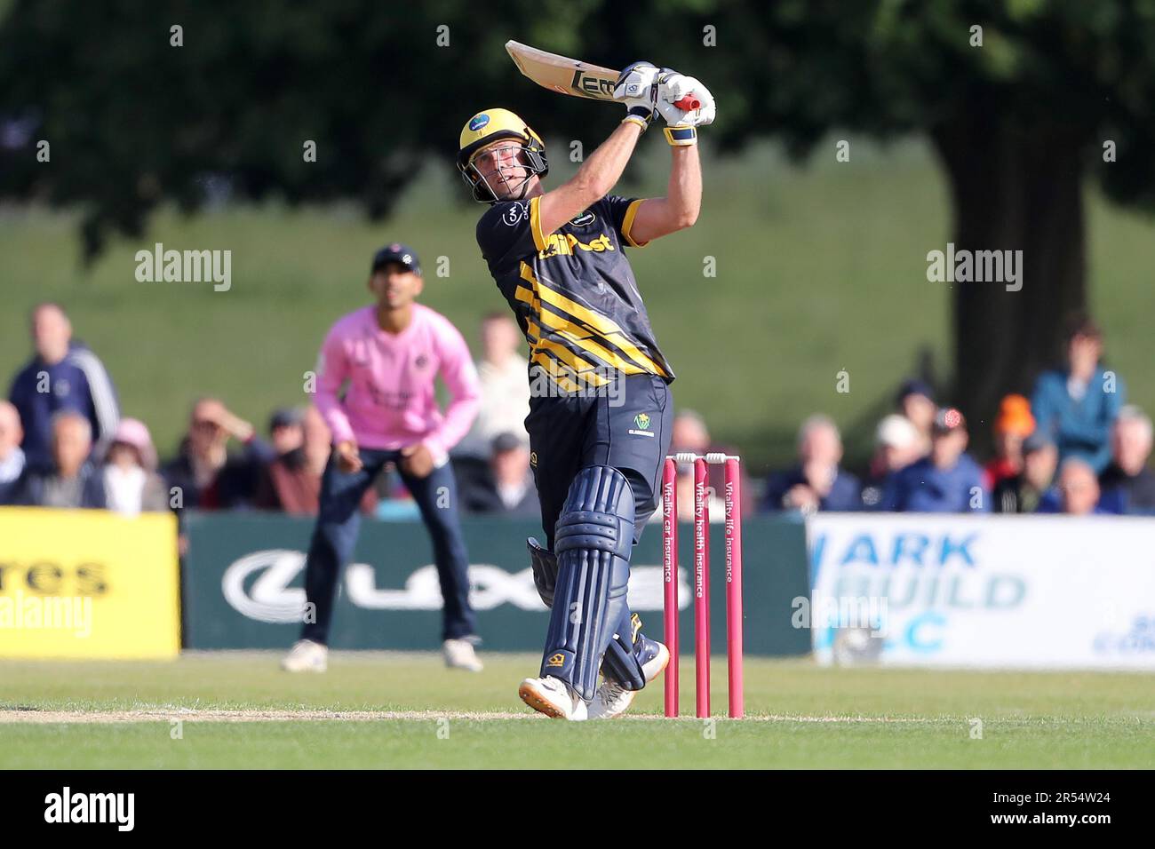 Cricket glamorgan 6 hi-res stock photography and images - Alamy