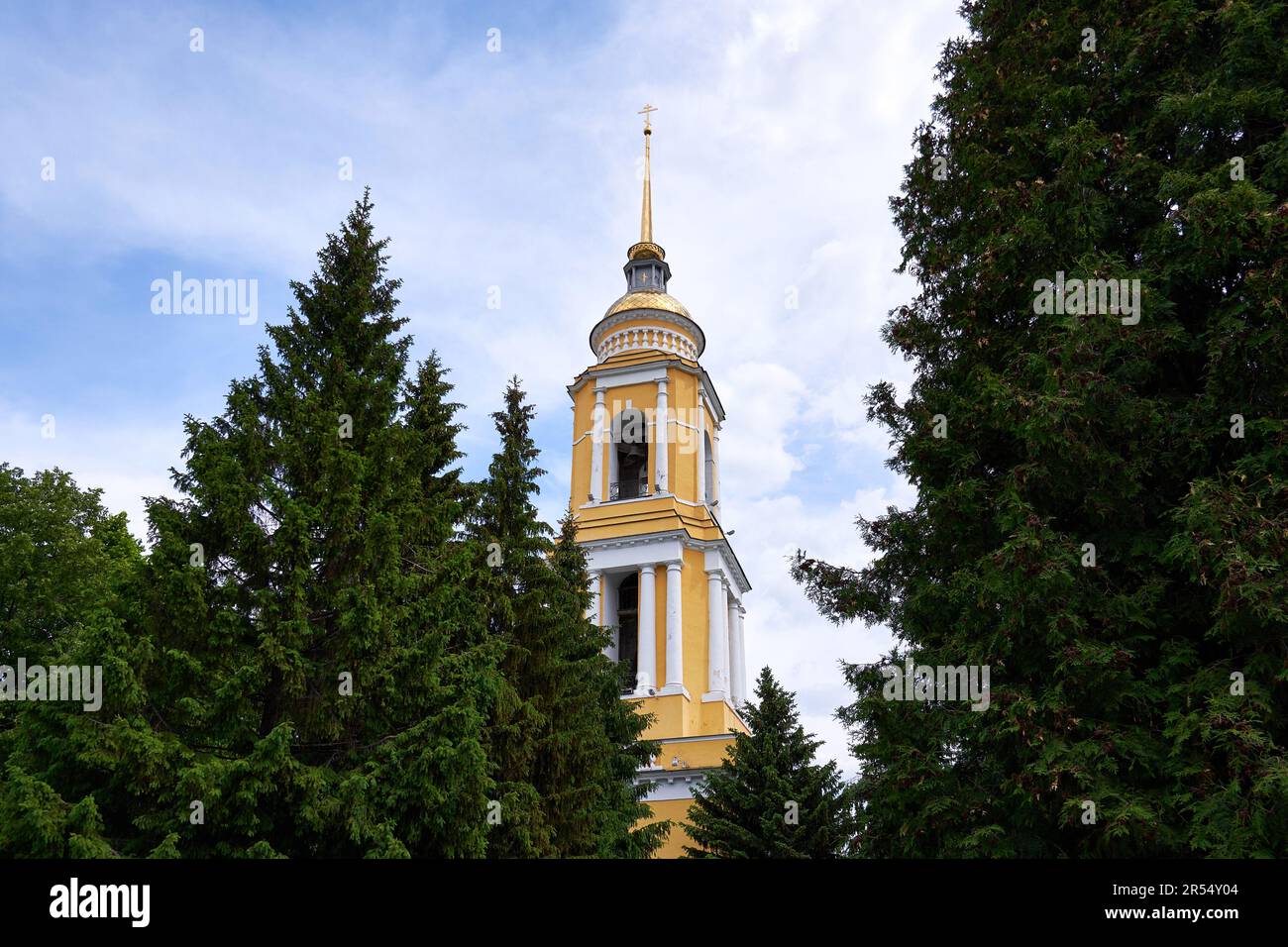 High ancient bell tower in the Kolomna Kremlin Stock Photo - Alamy