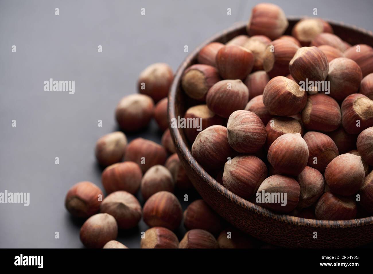 Whole hazelnuts nuts with shell close-up studio shot Stock Photo - Alamy