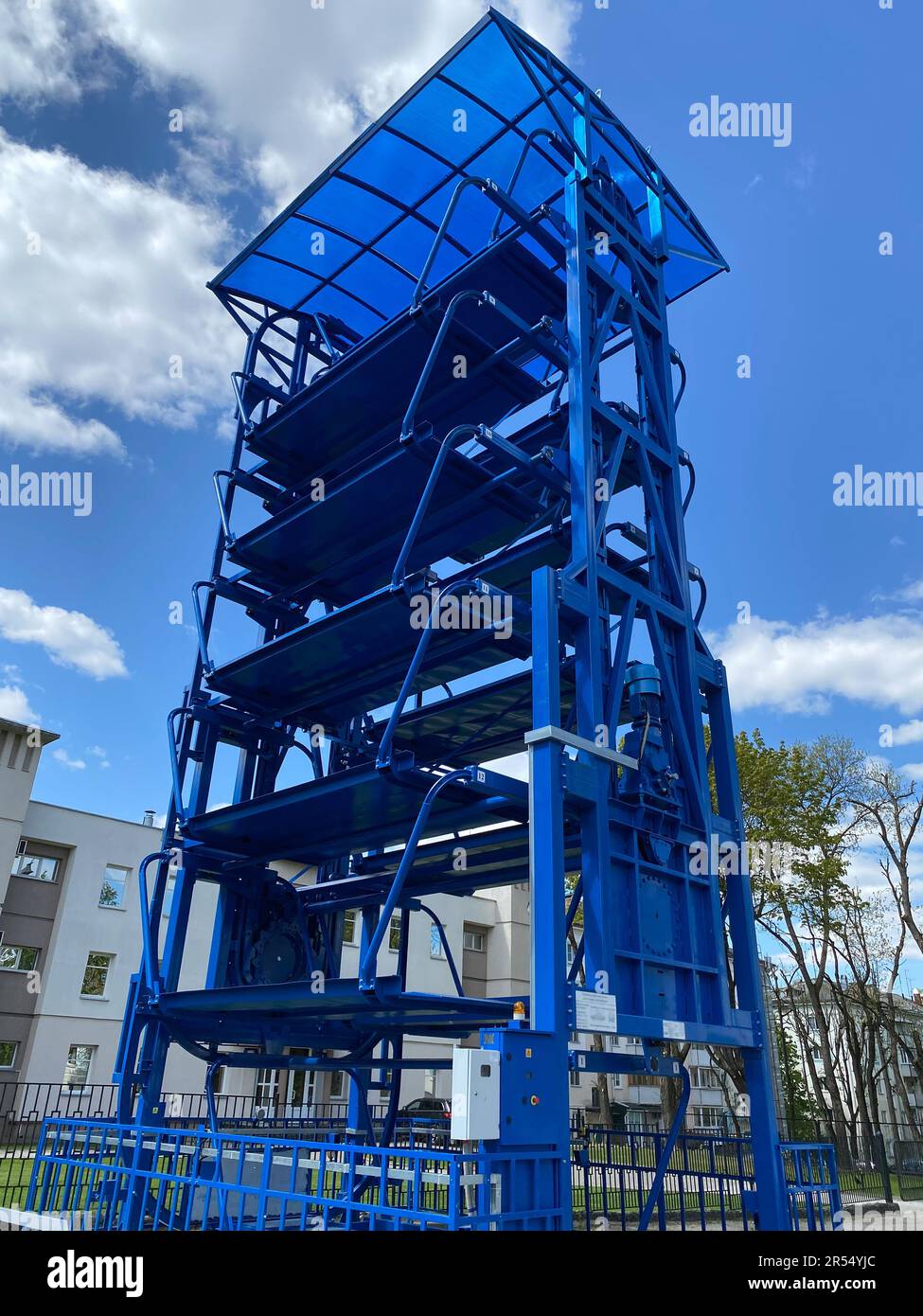 Fully Automated Carousel for parking. Extremely compact system that ...