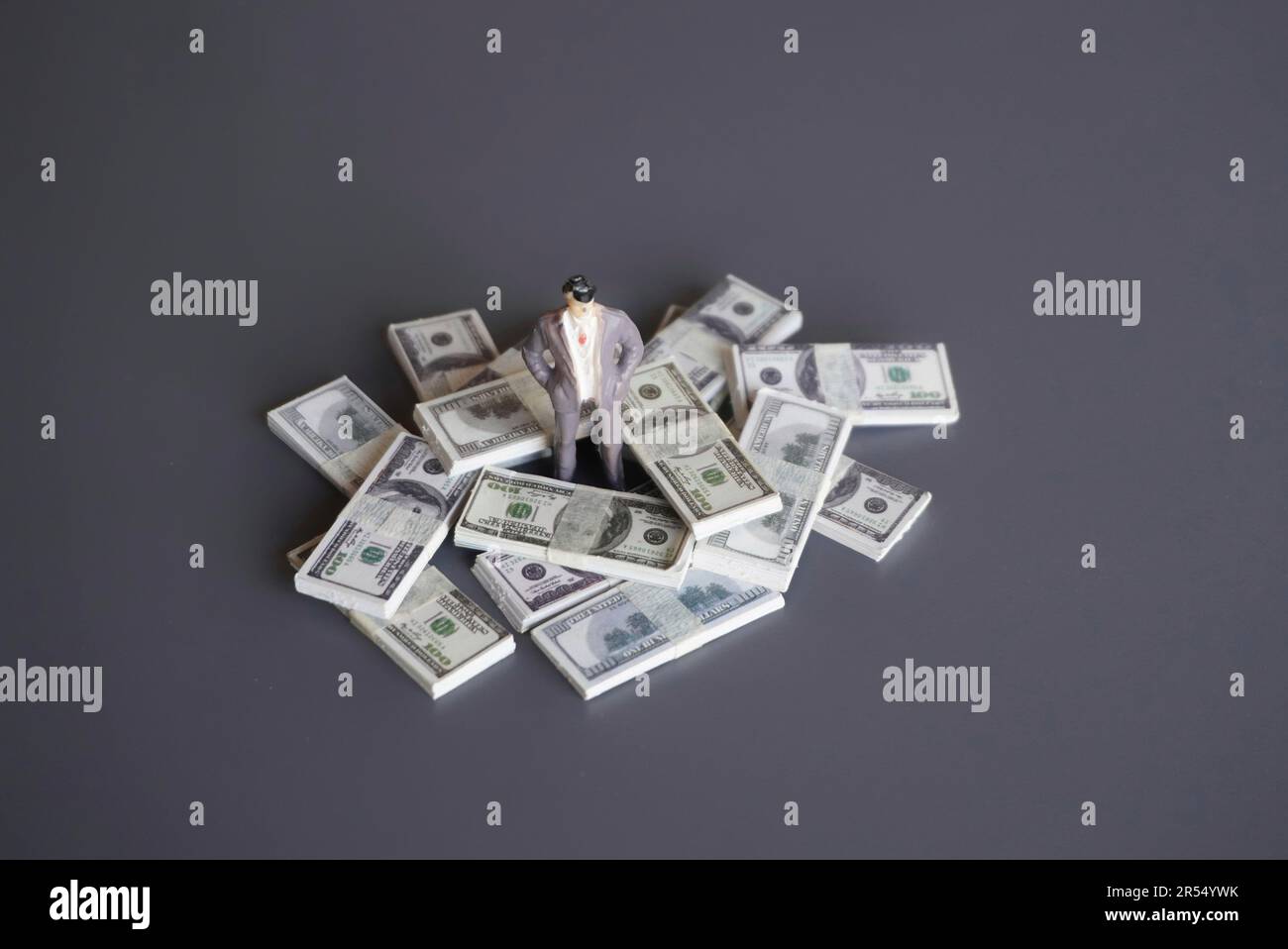 Money cash businessman happy hi-res stock photography and images - Alamy