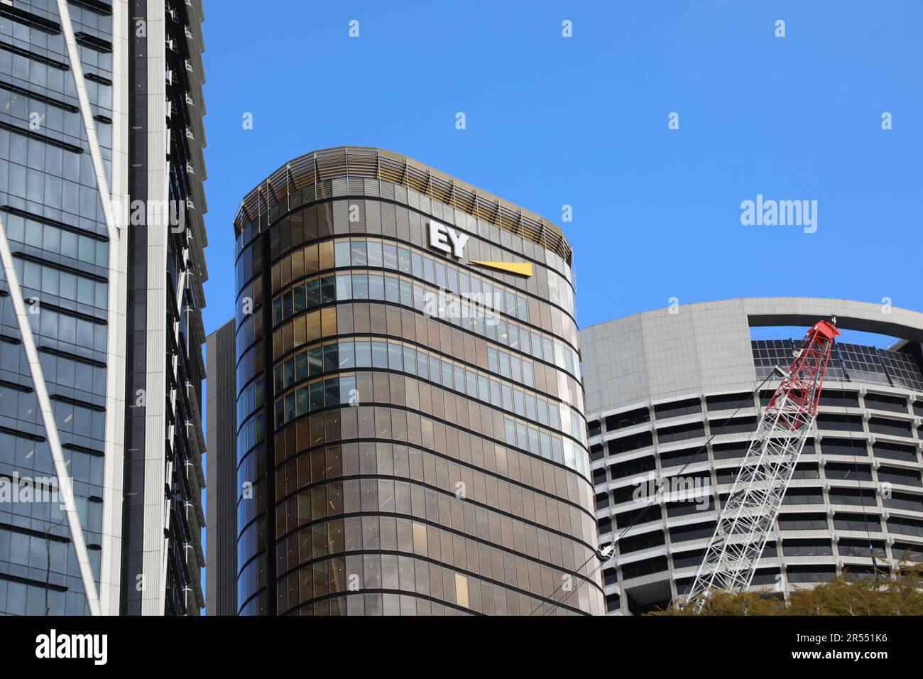 Ey offices hi-res stock photography and images - Alamy