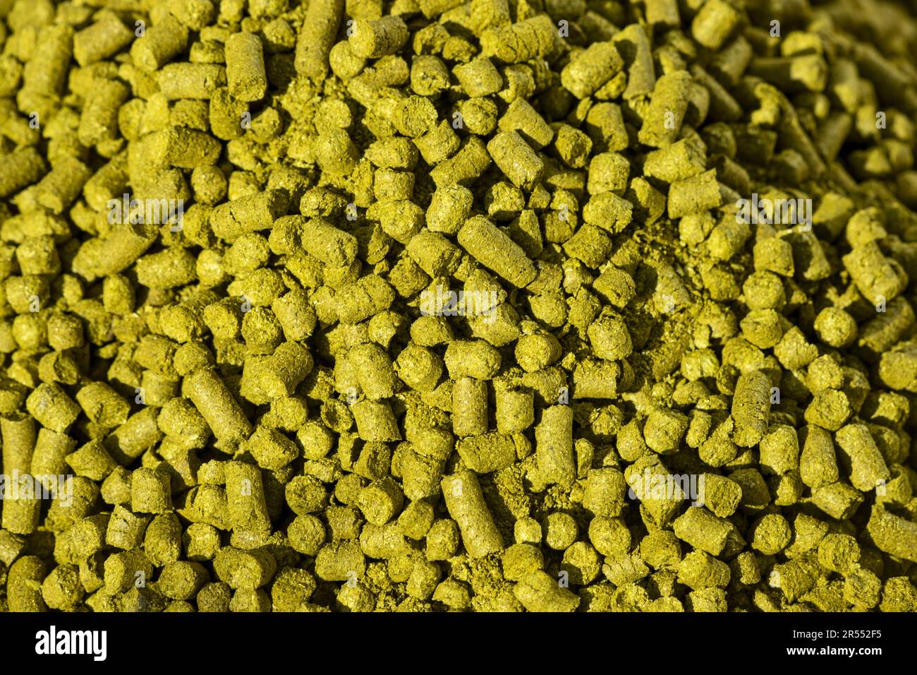 Making pellets hi-res stock photography and images - Alamy