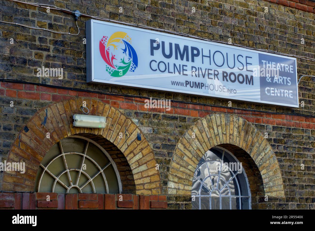Pump house hi-res stock photography and images - Alamy
