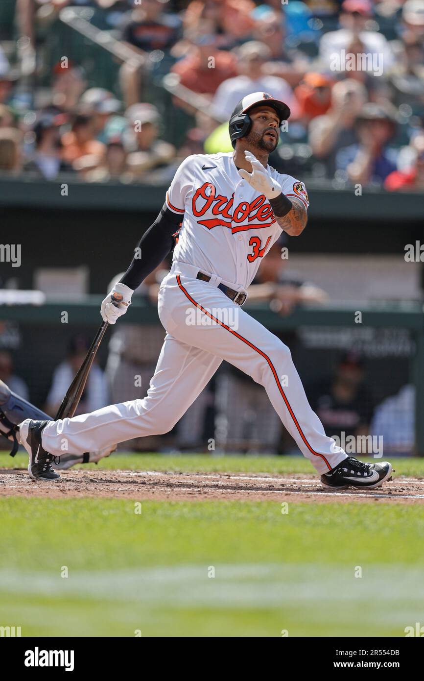 Baltimore, MD, USA; Baltimore Orioles center fielder Aaron Hicks (34 ...