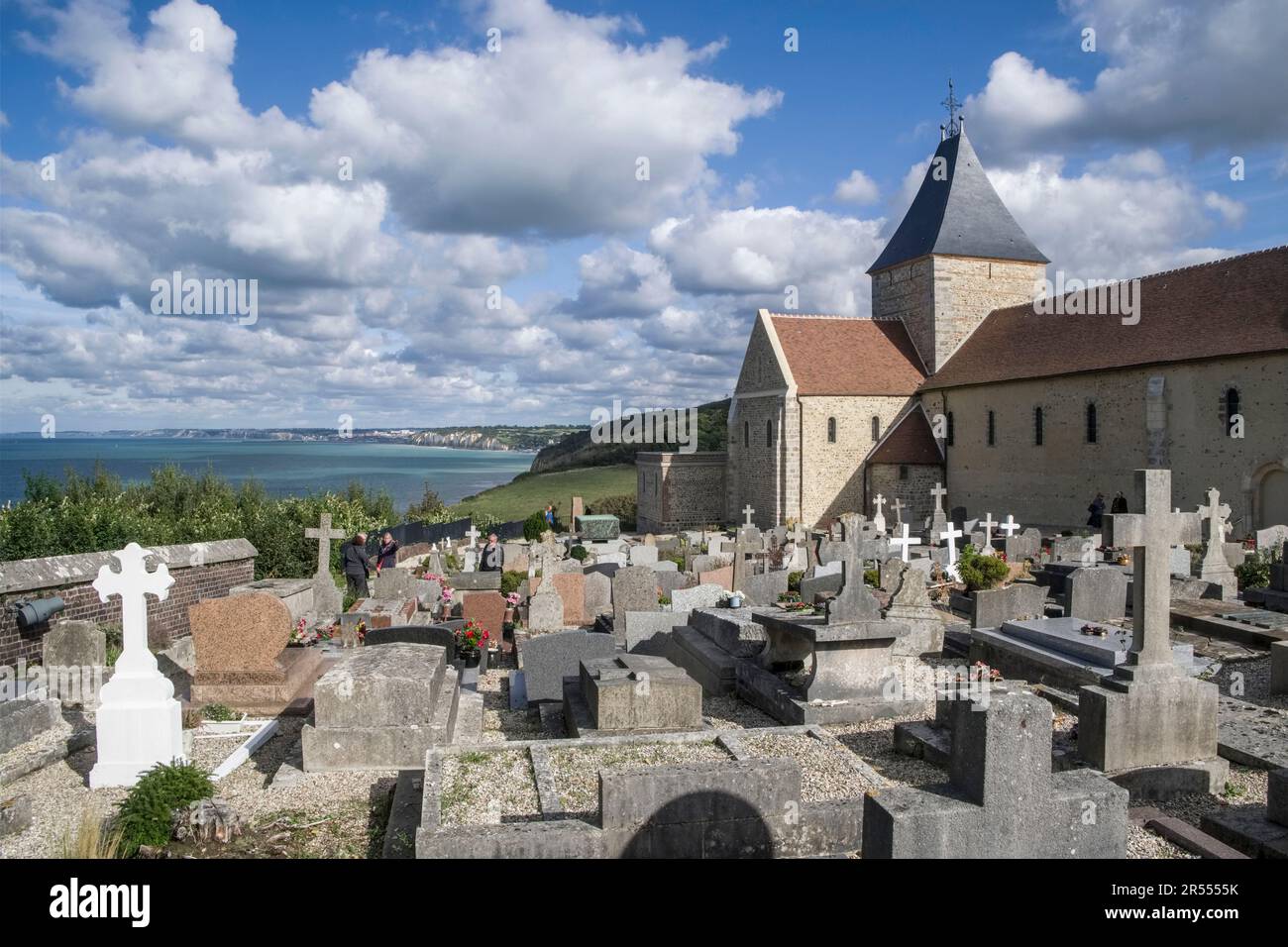 Varengeville-sur-Mer (northern France): cemetery surrounding the Church ...
