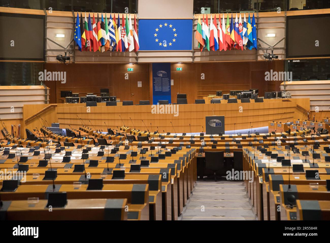 Bruxelles parliament hemicycle hi-res stock photography and images - Alamy