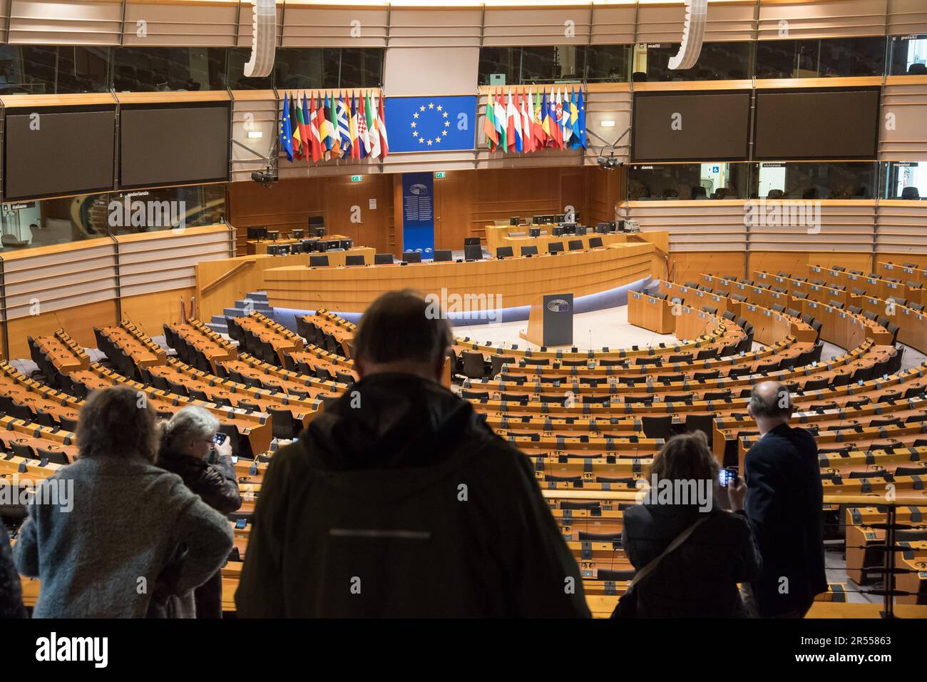 Bruxelles parliament hemicycle hi-res stock photography and images - Alamy
