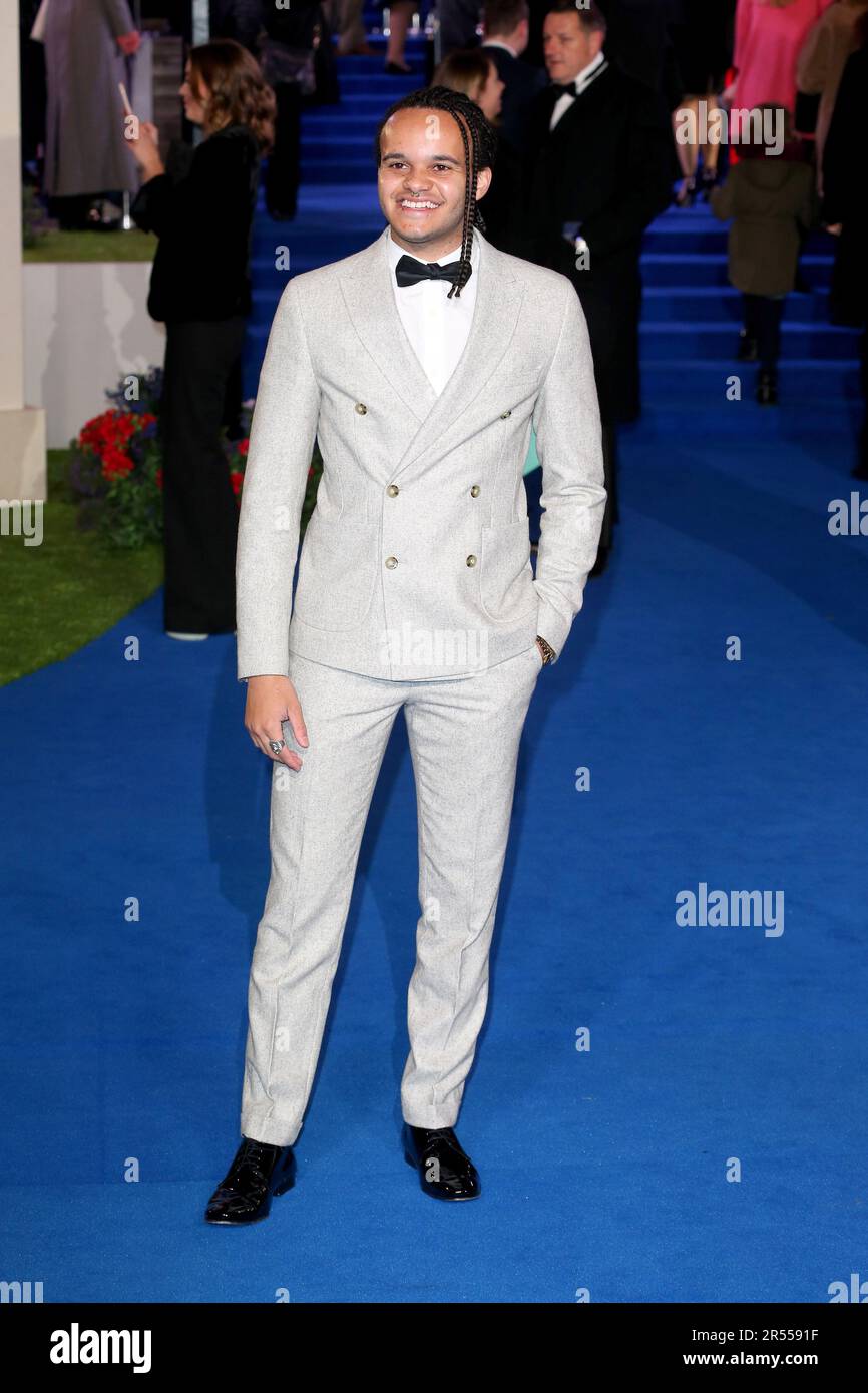 Tarik Frimpong attends the European Premiere of "Mary Poppins Returns ...