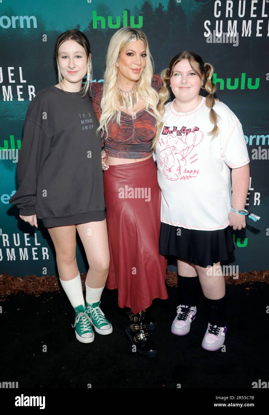Los Angeles, California, USA. 31st May, 2023. Stella McDermott, Hattie ...