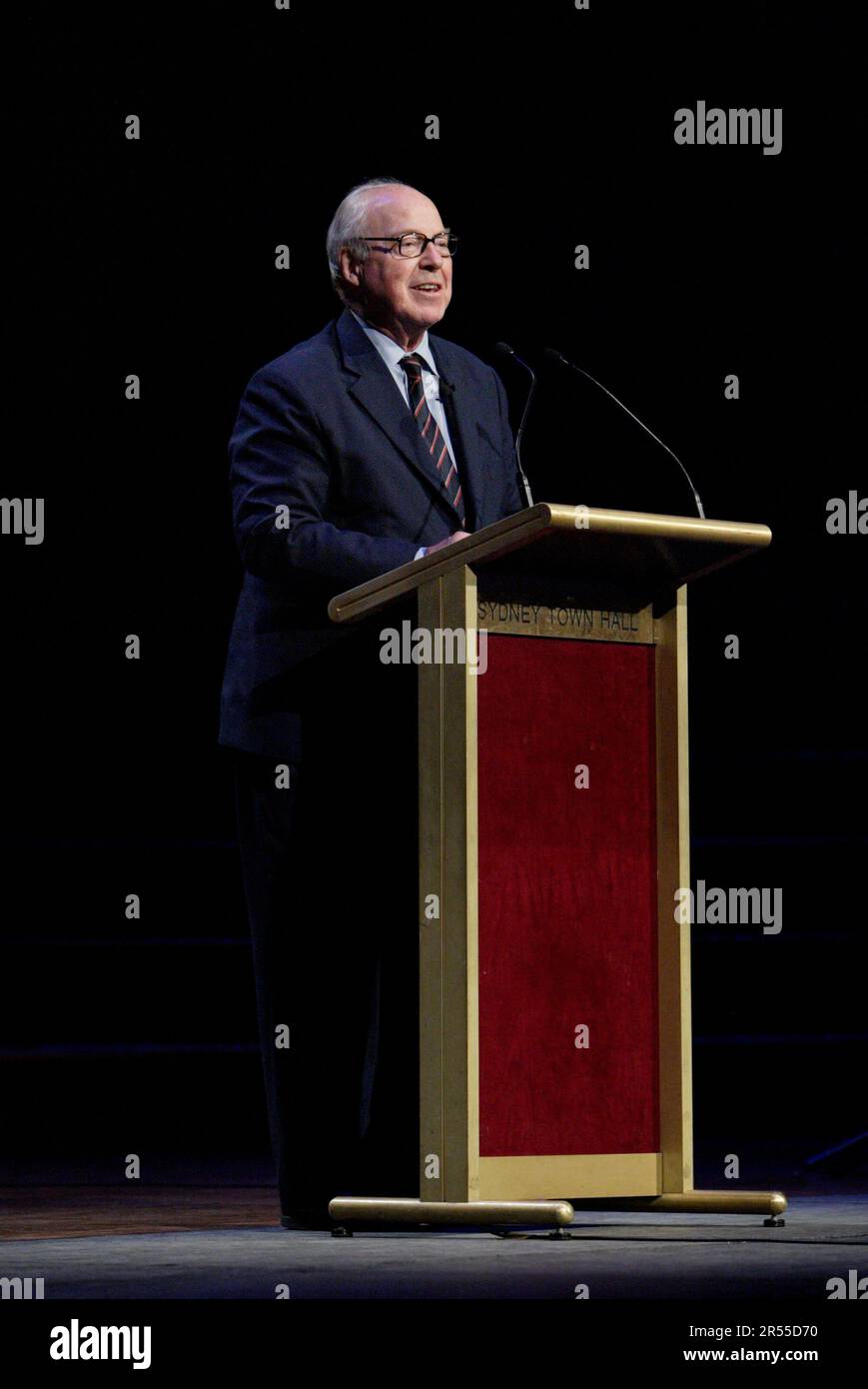 Hans Blix, the former chief UN weapons inspector, is awarded the Sydney ...