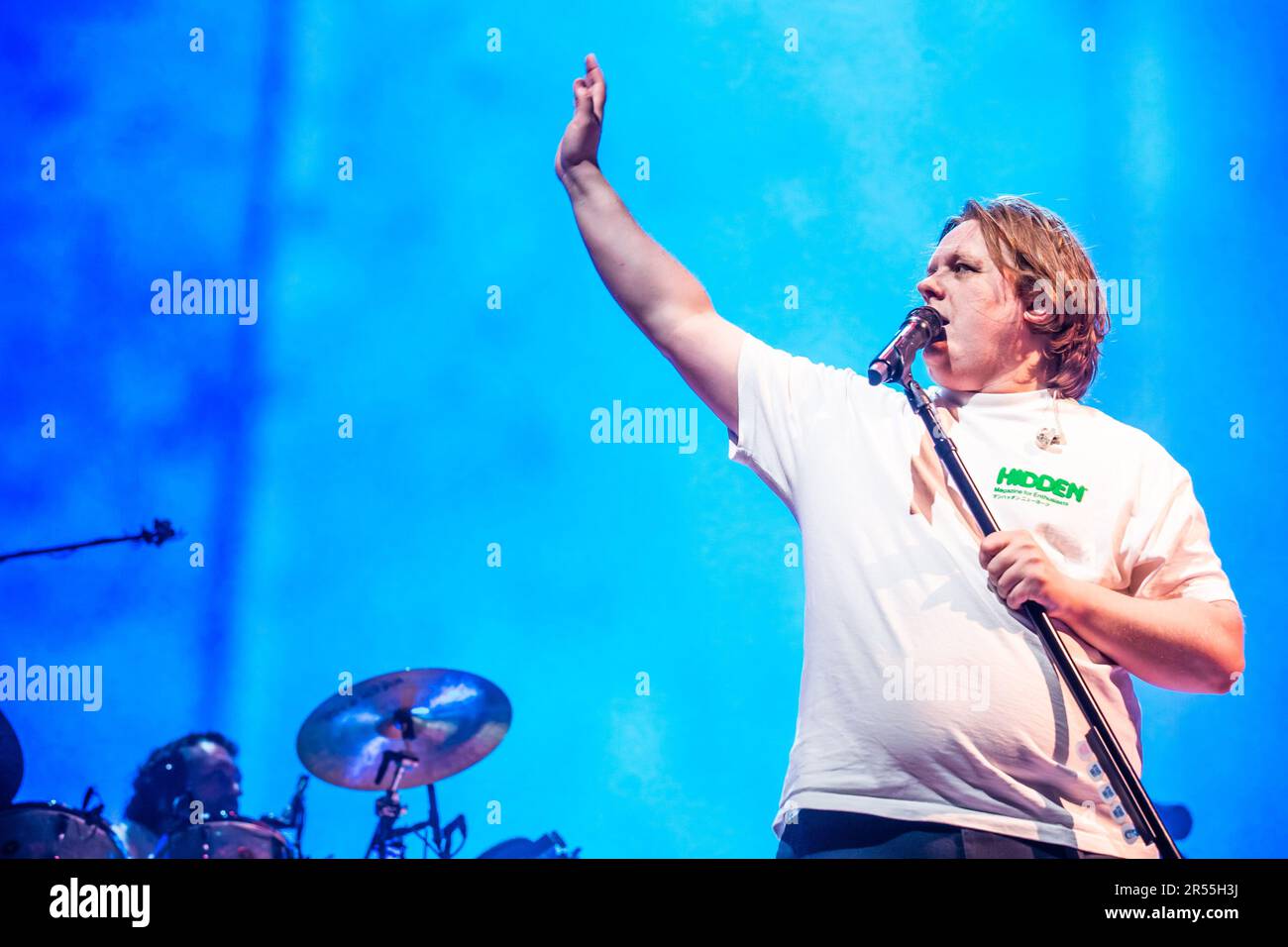 Lewis capaldi 2023 hi-res stock photography and images - Alamy