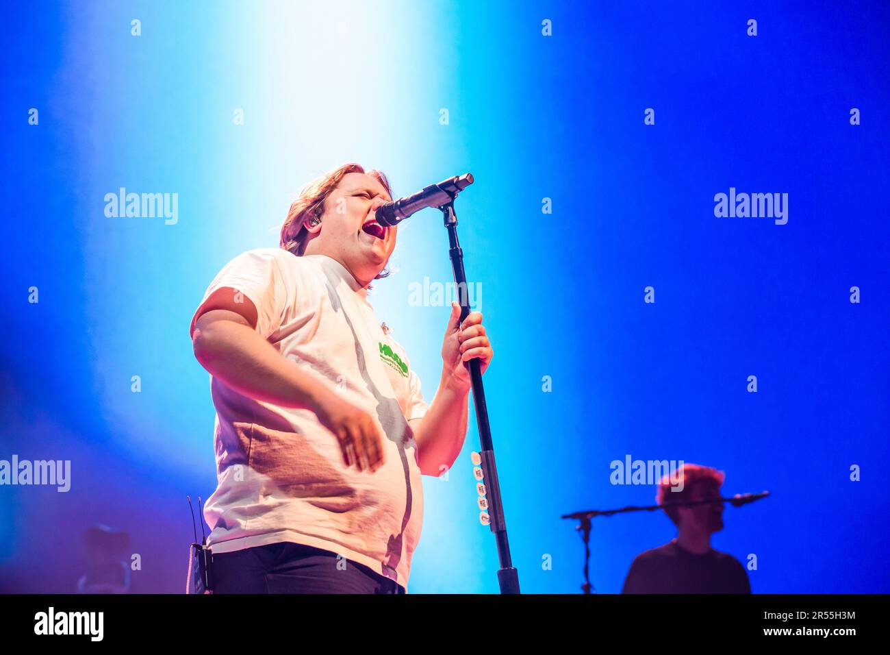 Lewis capaldi 2023 hi-res stock photography and images - Alamy