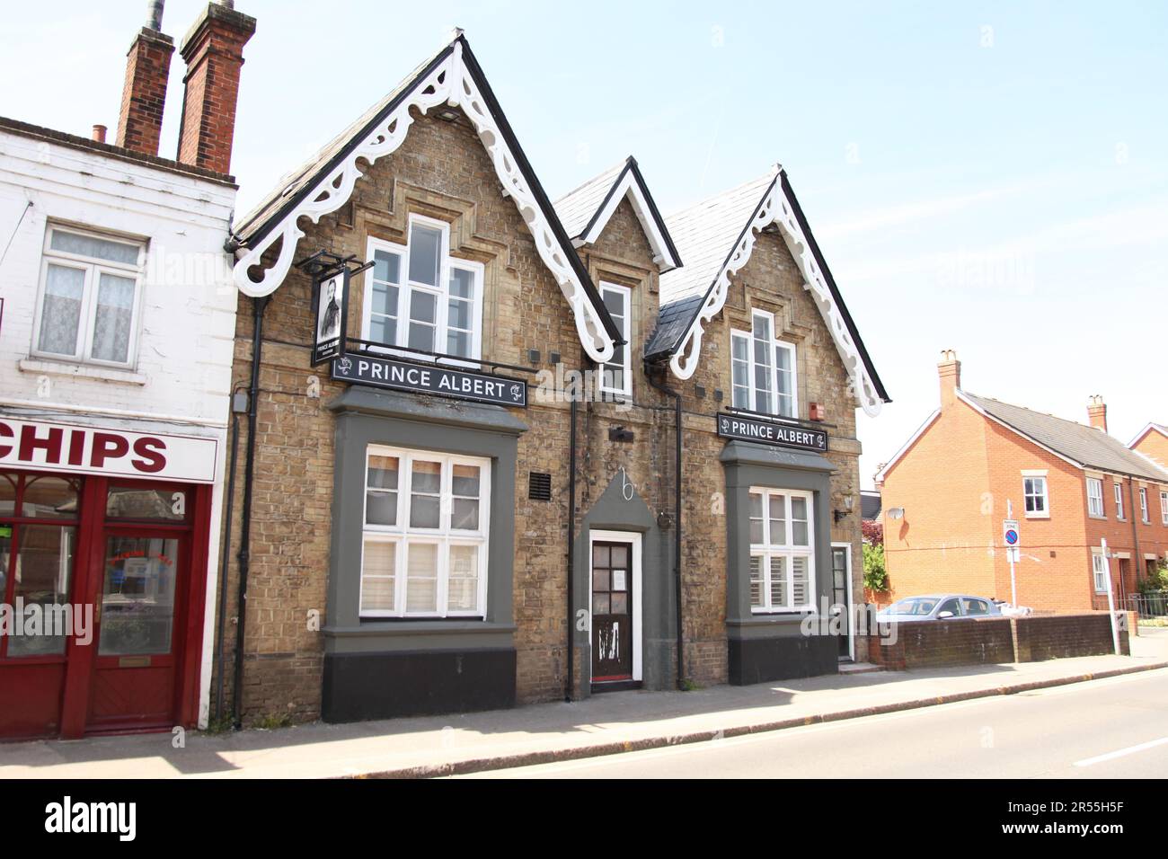 Pub prince albert guildford hi-res stock photography and images - Alamy