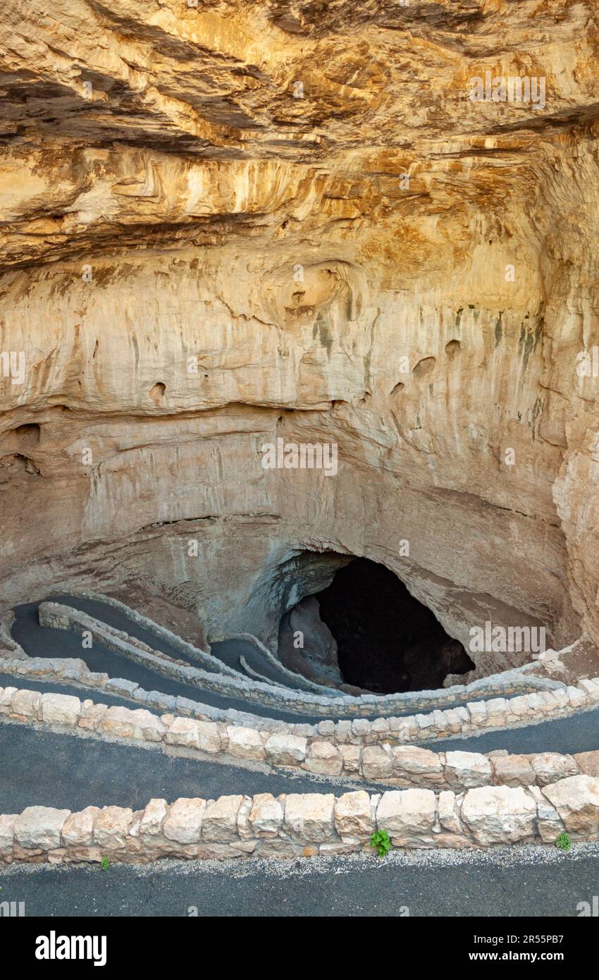 Cave marvels hi-res stock photography and images - Alamy