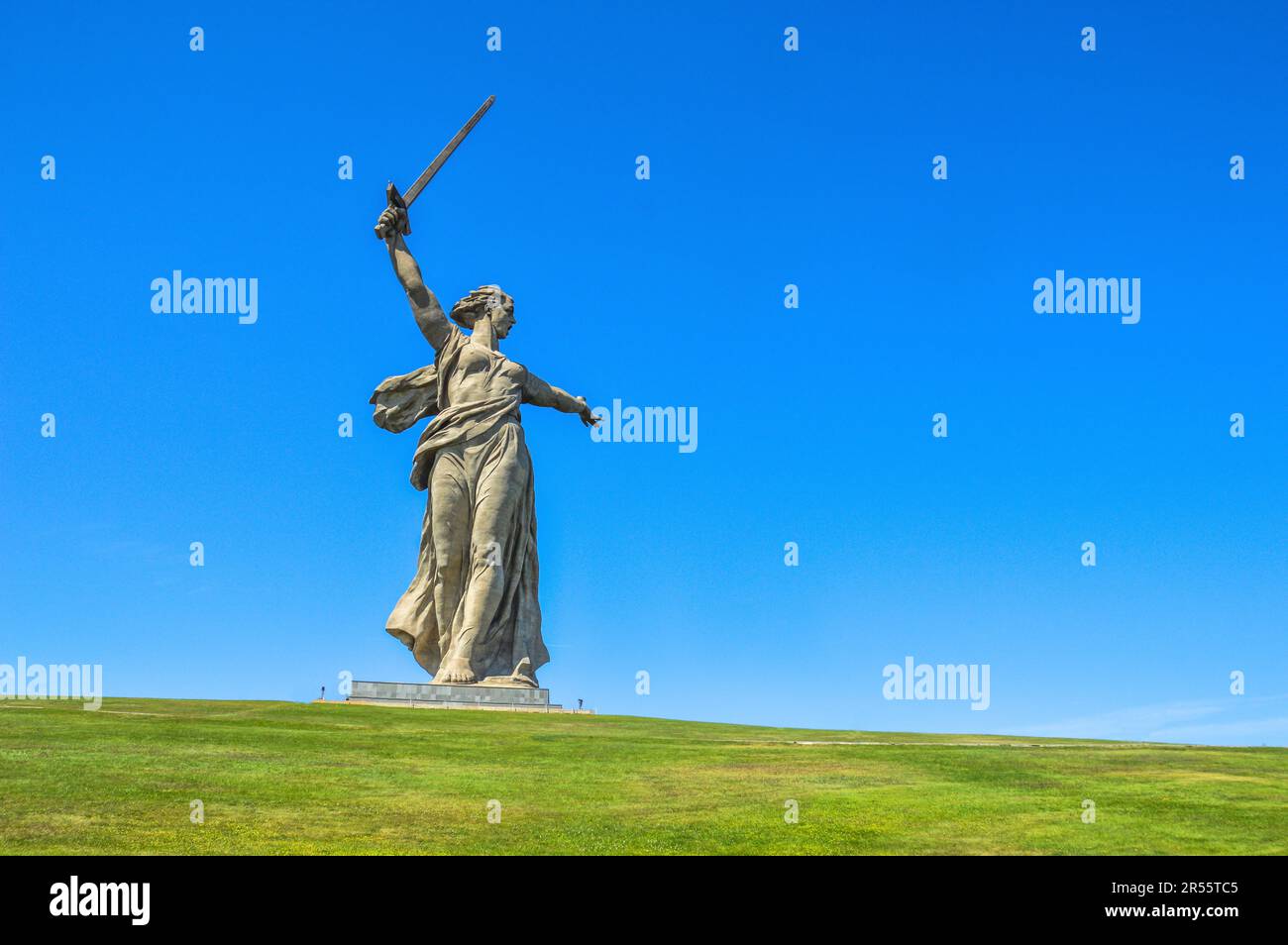 The motherland calls statue hi-res stock photography and images - Alamy
