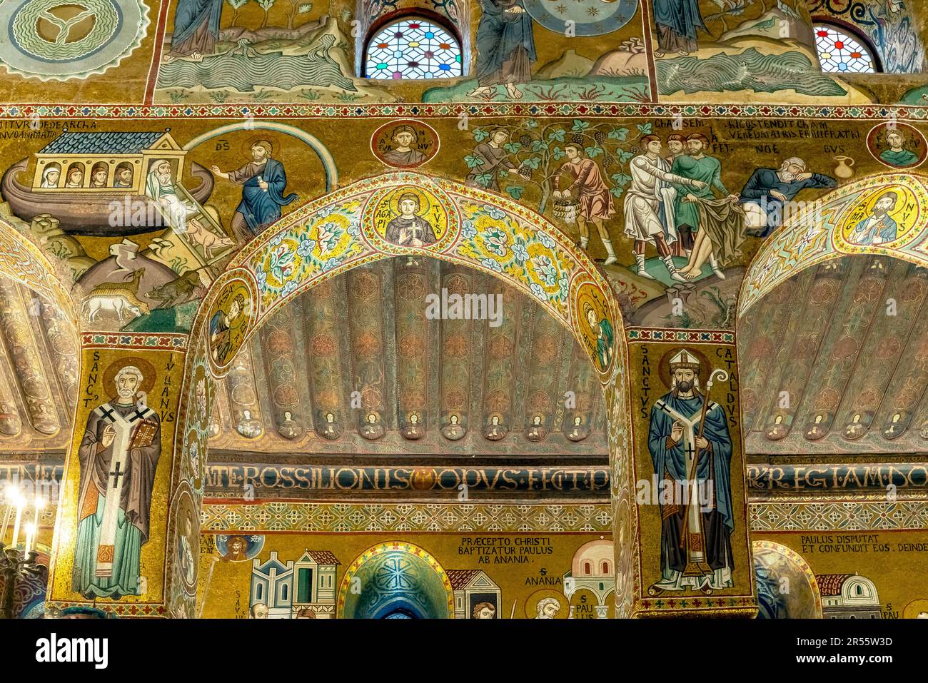 Interior of the famous Capella Palatina Chapel inside the Palazzo dei ...