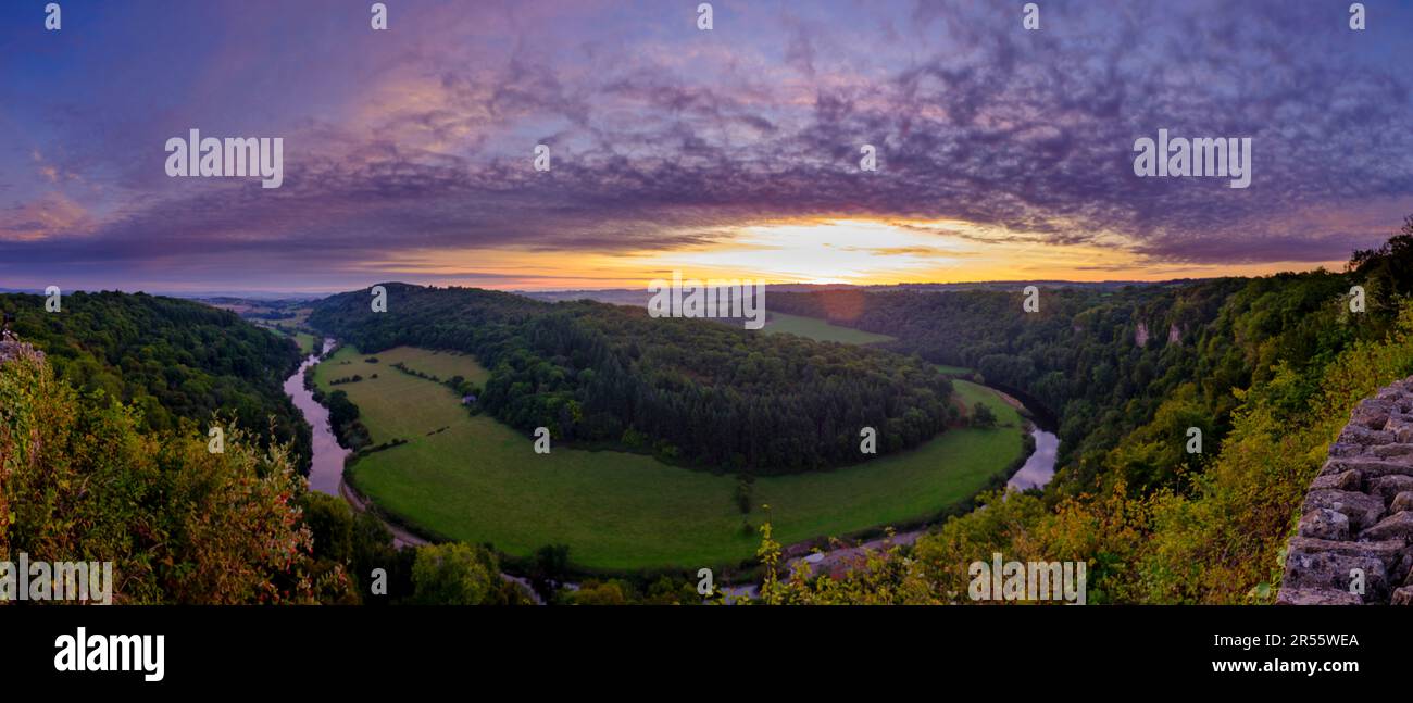 River wye symonds yat sunrise hi-res stock photography and images - Alamy