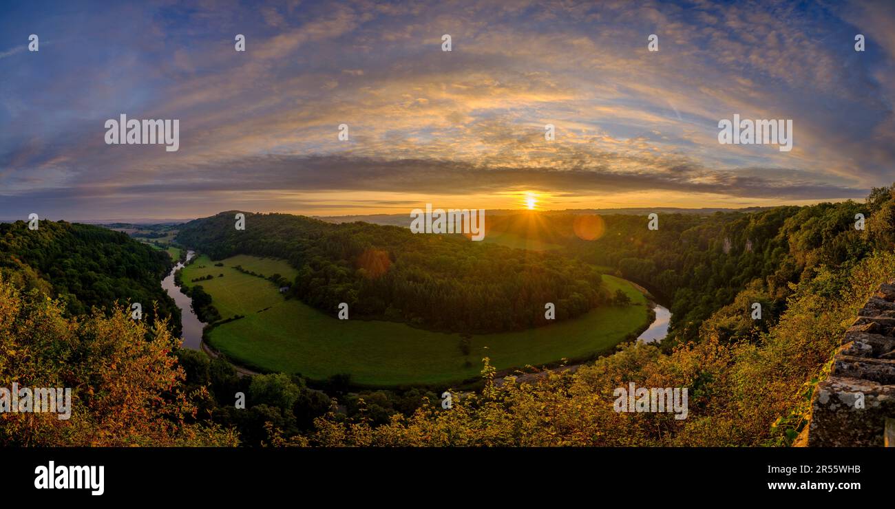 River wye symonds yat sunrise hi-res stock photography and images - Alamy