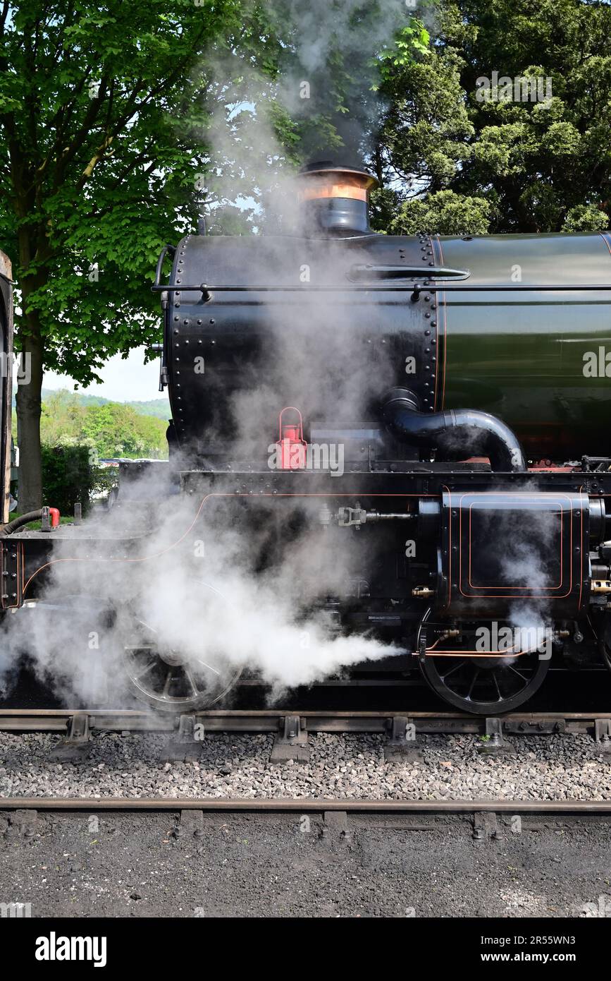 GWR 4073 class locomotive No 4079 Pendennis Castle at the ...