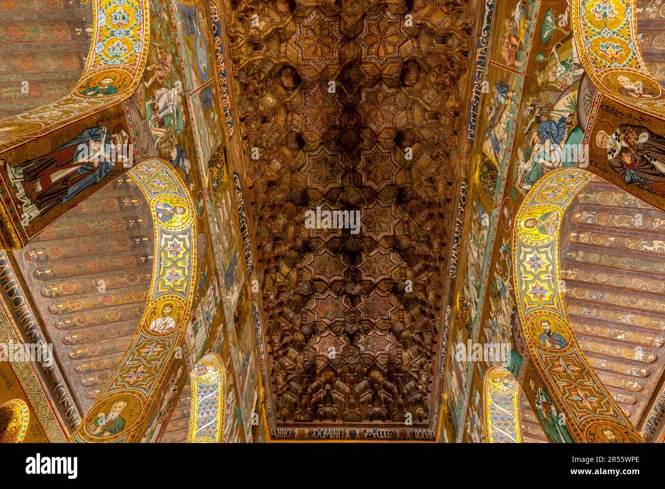 Interior of the famous Capella Palatina Chapel inside the Palazzo dei ...