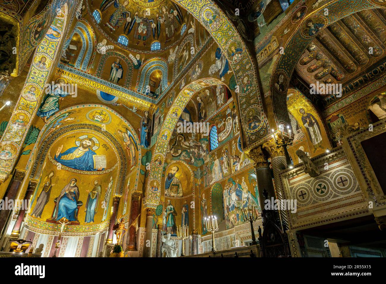 Interior of the famous Capella Palatina Chapel inside the Palazzo dei ...