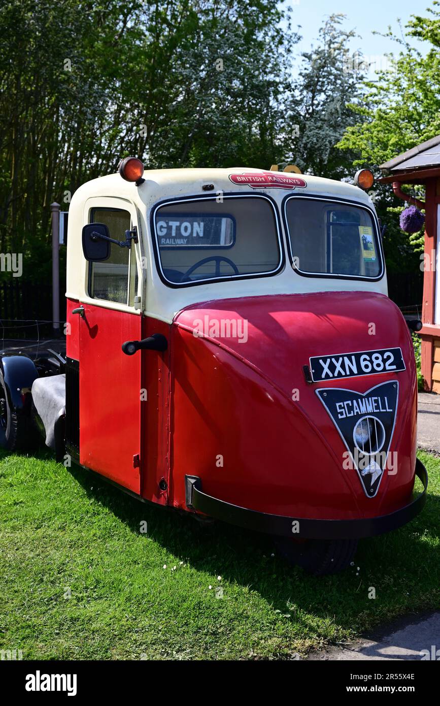 Scammell classic commercial vehicle hi-res stock photography and images ...