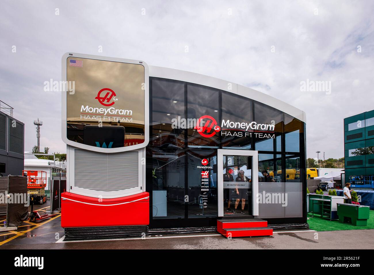 Ferrari formula one hospitality team hi-res stock photography and ...