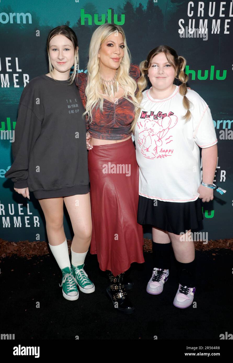 Los Angeles, Ca. 31st May, 2023. Stella McDermott, Hattie McDermott ...