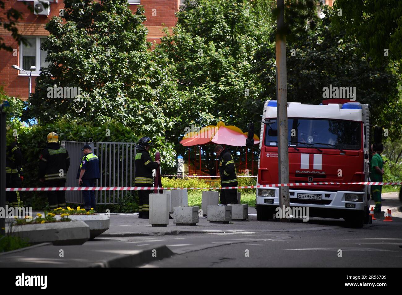 Moscow. Firefighters at a residential multi-storey building #92 ...
