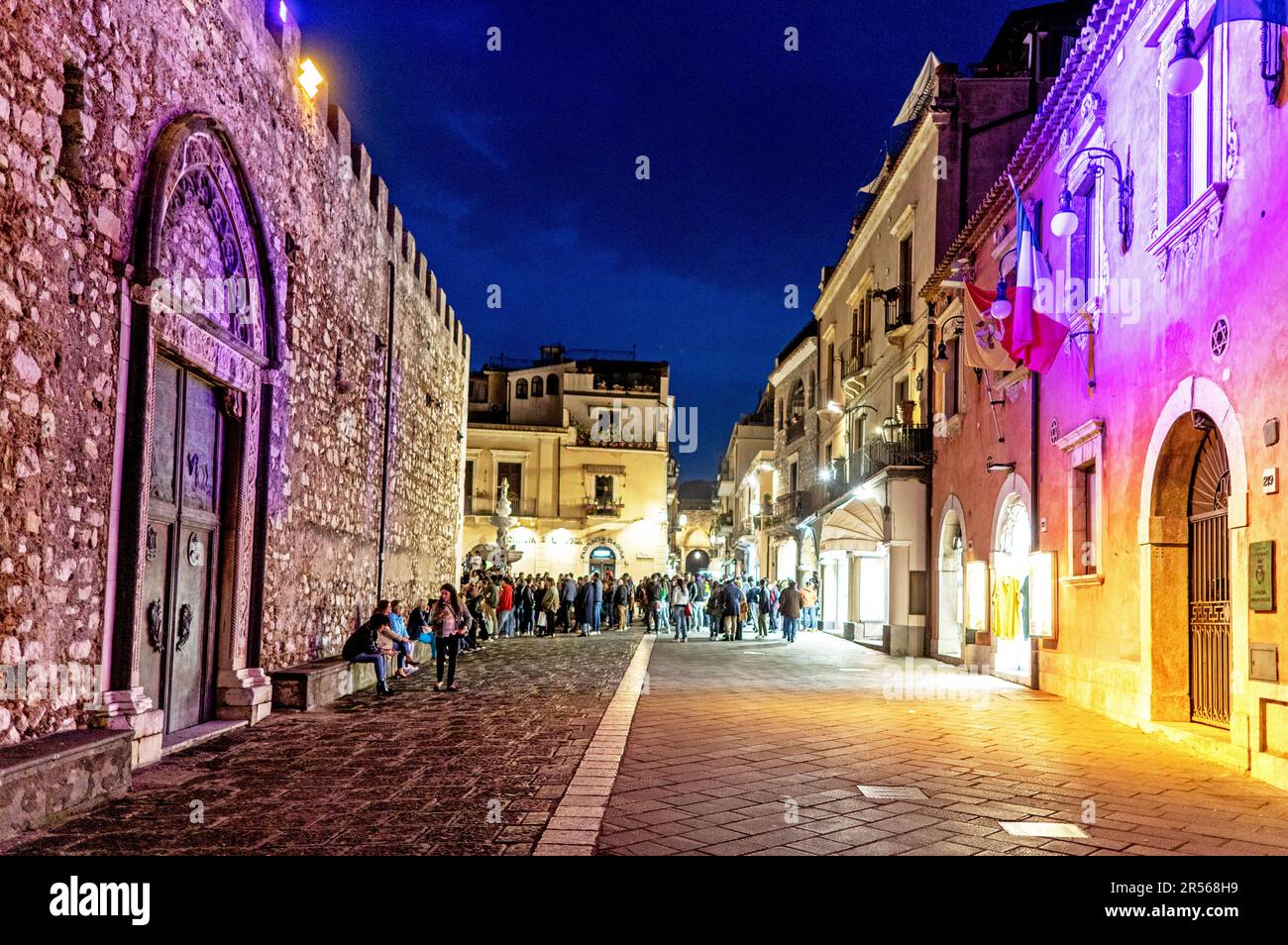 Central Taormina At Night Sicily Stock Photo - Alamy