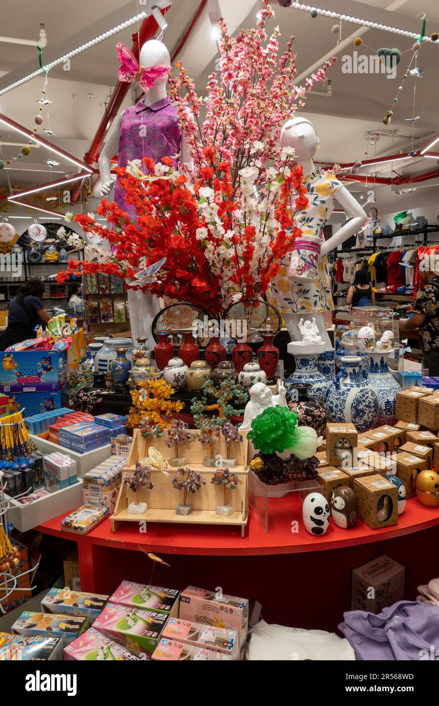 Chelsea Market is a popular Food Hall and Shopping Mall which includes ...