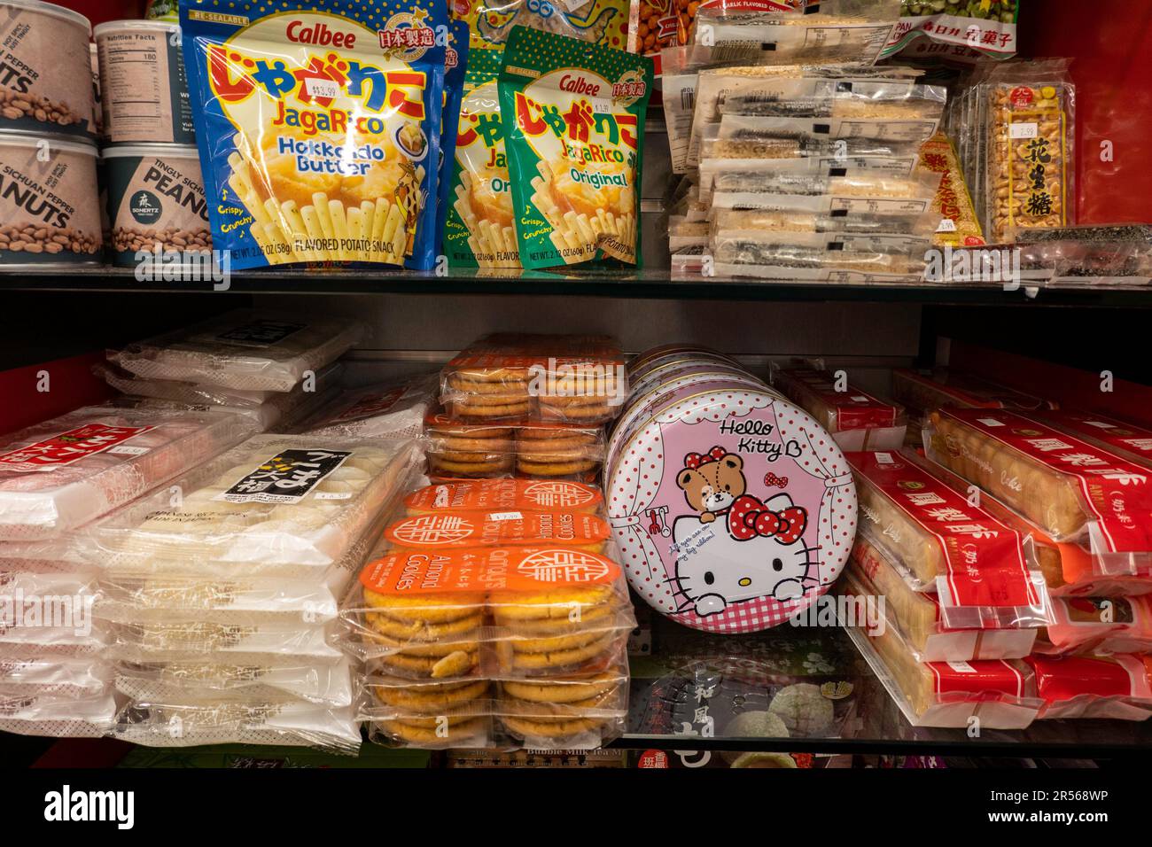 Chelsea Market is a popular Food Hall and Shopping Mall which includes ...