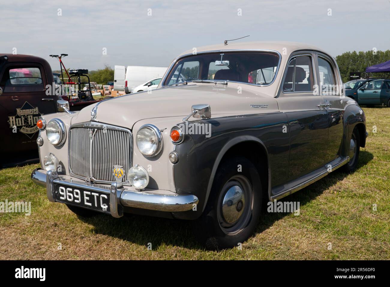 Three-quarters front view of a Grey, 1958, Rover P4, 105S, on display ...
