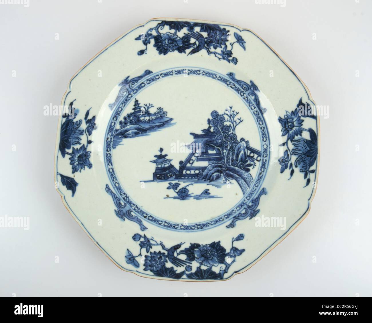 Antique 18th century Chinese blue and white porcelain octagonal plate ...